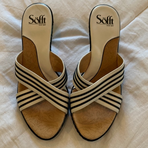 Sofft | Shoes | Sofft Black And White Crisscross Slide Leather Sandals ...
